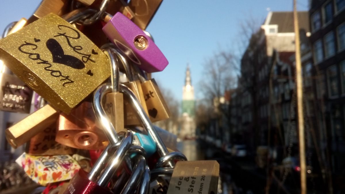 Love-lock Bridges in Amsterdam | Amsterdam Oriole